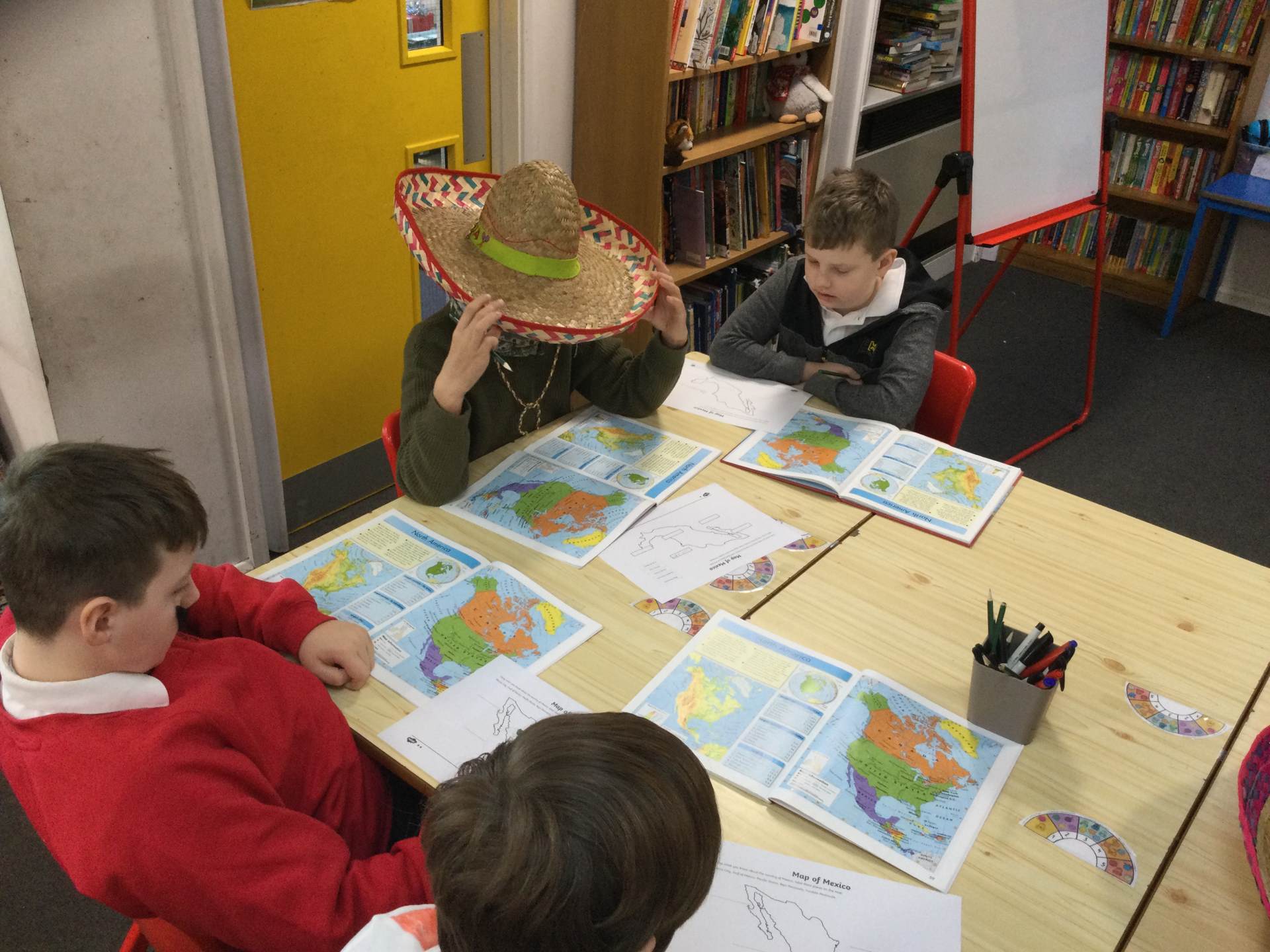 Parrett & Axe CE VA Primary School - Mexico Day